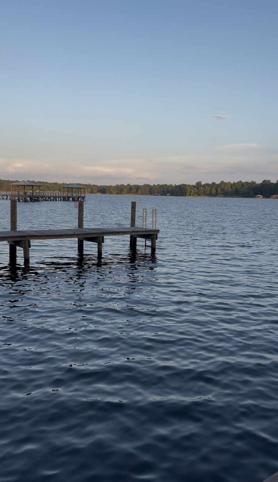 CJ’s Grub Shack: Delicious Food and Lakeside Views | Be Bossier
